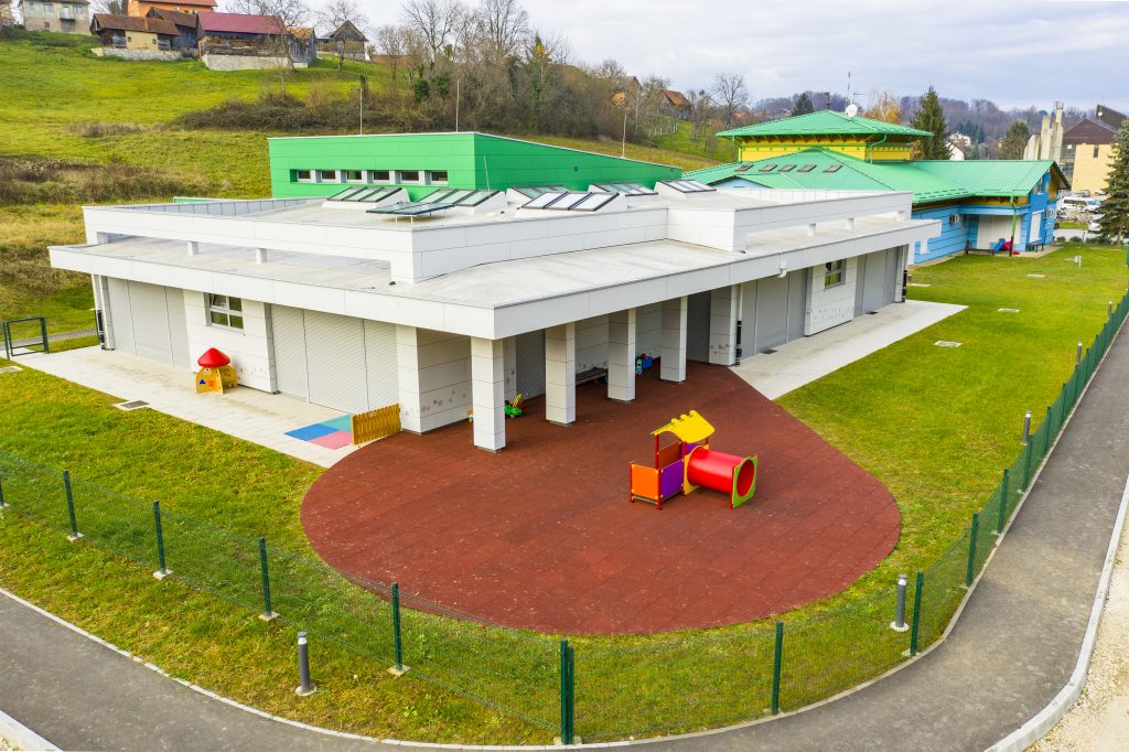 Grad Ozalj potpisao ugovor za dogradnju Dječjeg vrtića „Zvončić“ u ...